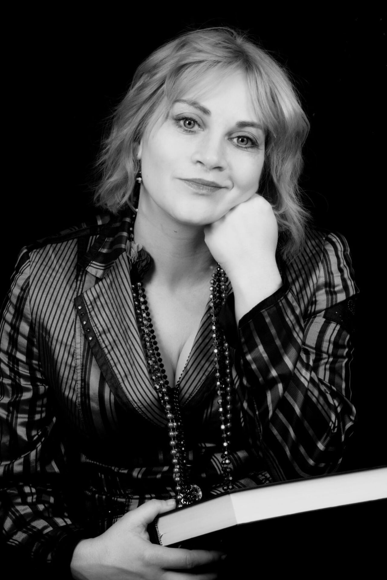 Ash D. Collins, Awyn Dawn - The Society of Authors